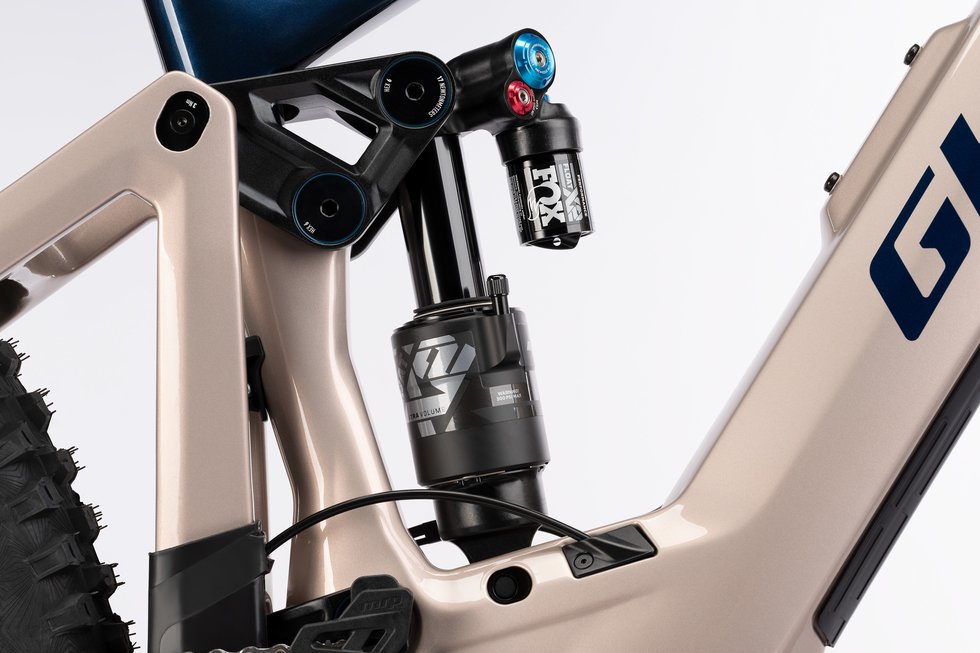 Ghost E-Riot CF Pro 2025 29 - 27,5 Zoll kaufen | Fahrrad XXL